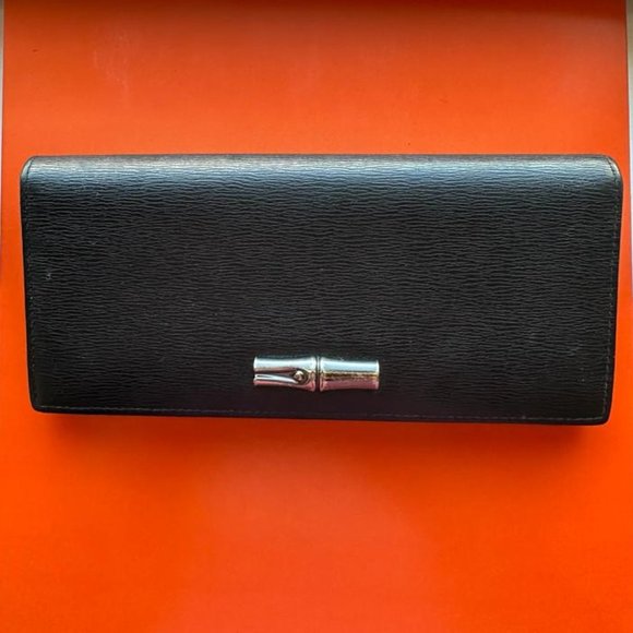 Longchamp | Bags | Longchamp Black Textured Leather Flap Continental ...